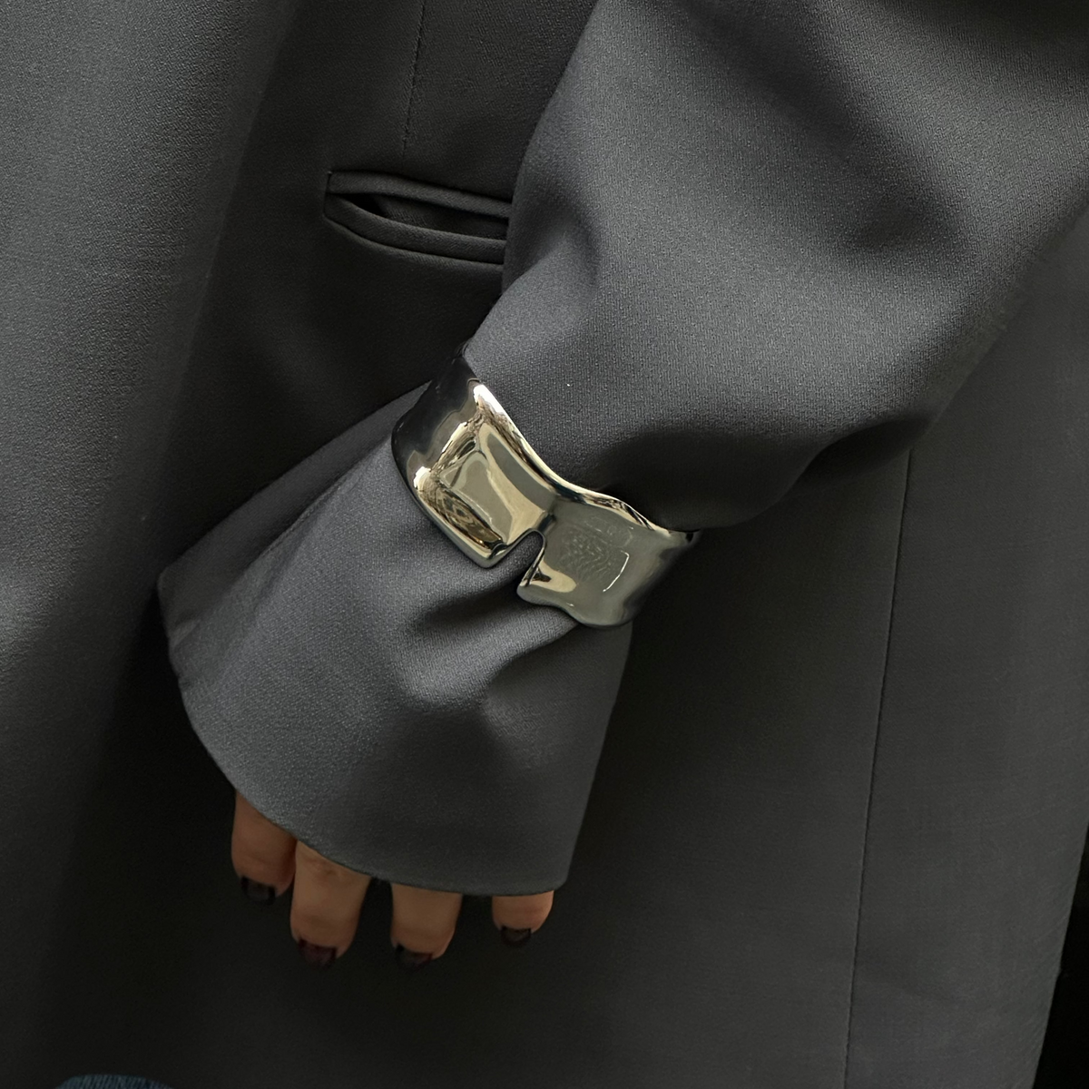 Elsa Cuff | Stainless Steel & 18k Gold Plated – JL Jewelry Co